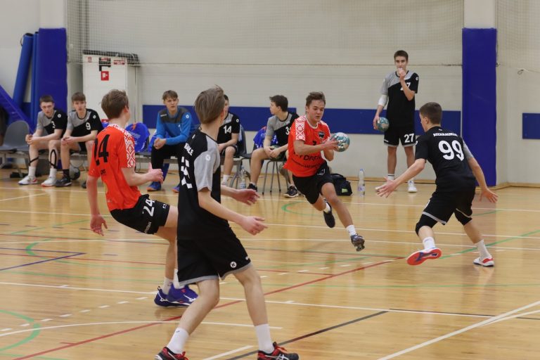 Dobeles U18 jaunieši pieveic sezonas līderus Ludzas NSS, bet U12 zēni ...