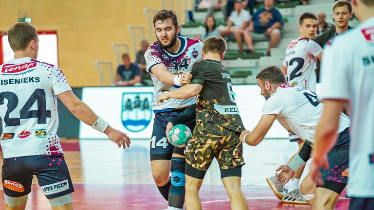 Par vīriešu čempionu titulu cīnīsies MSĢ un Tenax Dobele, bet par ...
