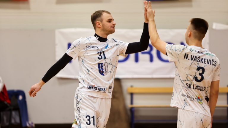 “SK Latgols” turpina bez zaudējumiem Virslīgā, savā laukumā pārspējot ...